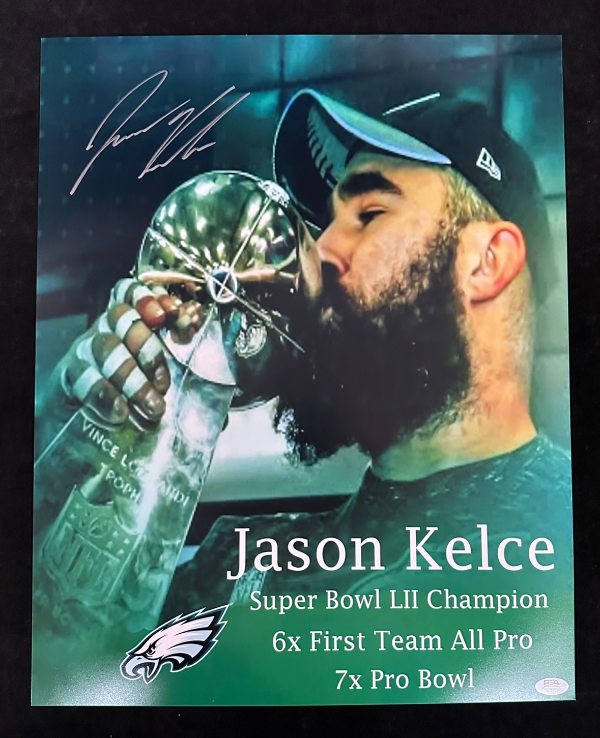 Philadelphia Eagles Jason Kelce Autographed 16 x 20 Photo - Carls Cards ...